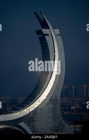 Katara Towers (Crescent Tower or Katara Hospitality Tower), Lusail ...