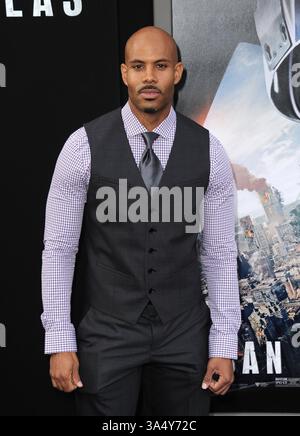 26 May 2015 - Hollywood, California - Carla Gugino, Dwayne Johnson ...