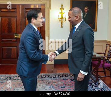 Secretary Marco Rubio meets with Saudi Arabia Foreign Minister Faisal ...