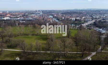 Der Rosensteinpark in Stuttgart gilt als größter englischer ...