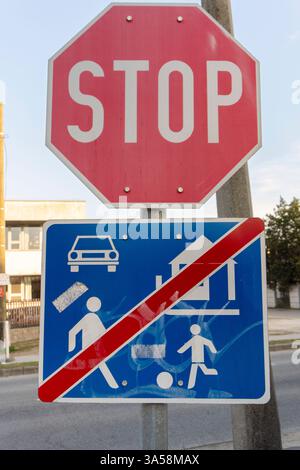 traffic management and road signs, visual information and warnings in ...