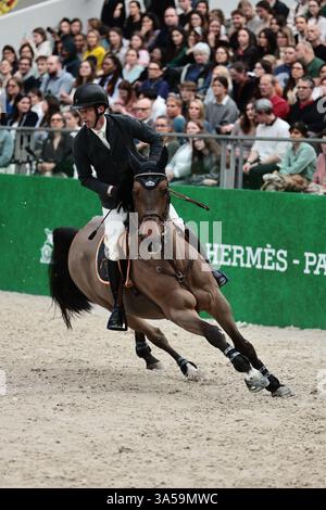 Harrie Smolders of Netherlands with Mr. Tac during the Prize of AJ ...