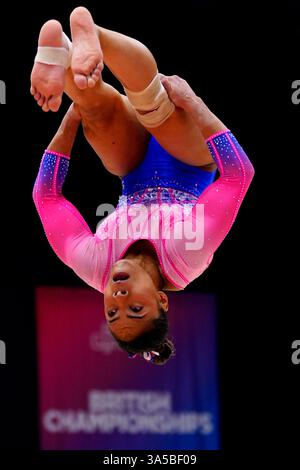 Alia Leat performs her floor routine on day three of the 2025 Artistic ...