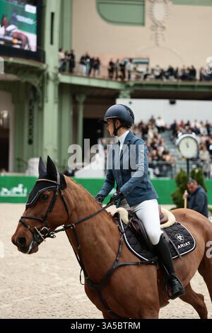 Maya DE LA JOYA FERNANDEZ-LONGORIA of Spain with Un lord du rozel ...