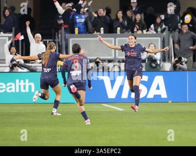 Bay FC forward Karlie Lema (5) kicks the ball as Washington Spirit ...