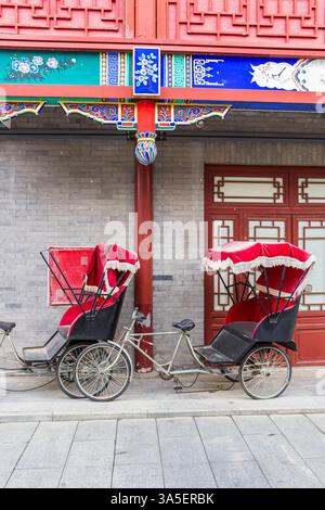 Riksjas on the streets of historic Yangliuqing town in Tianjin, China ...