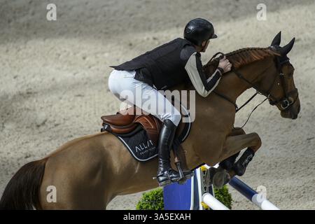 Peder FREDRICSON (SWE) riding SV VROOM DE LA POMME Z during the ...