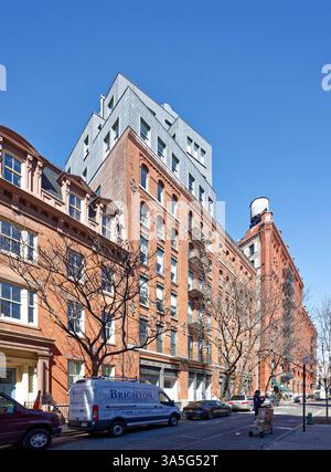 Fire in a residential five-story building. Firefighters in the basket ...