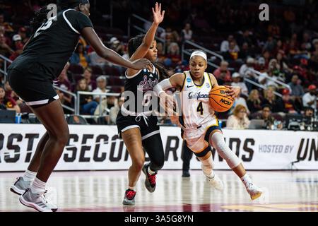 Mississippi guard Denim DeShields during an NCAA basketball game on ...