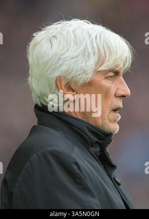 Greece manager Ivan Jovanovic during a training session at Hampden Park ...
