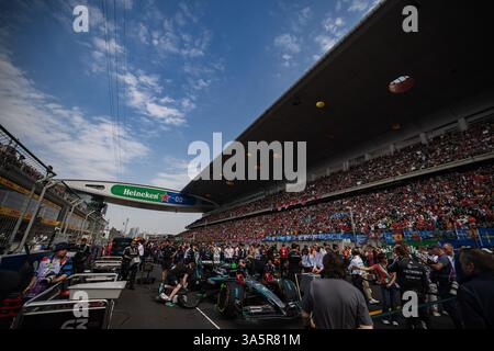 Start of the race during the 2025 Formula 1 Grande Premio de Sao Paulo ...
