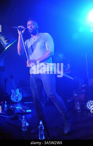 Oritsé Williams solo gig at OSLO in Hackney. He returns to live ...