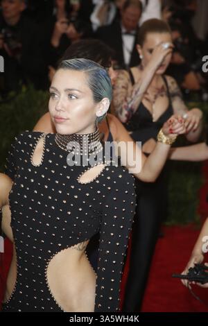 Miley Cyrus attends The Metropolitan Museum of Art's Costume Institute ...