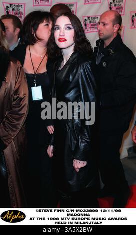 Nov. 12, 1998 - Milan, Italy - 12/11/98 .EMMA BUNTON & MEL C (SPICE ...