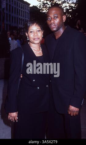 Omar Epps at the premiere of "In Too Deep" at the Chelsea West in New ...
