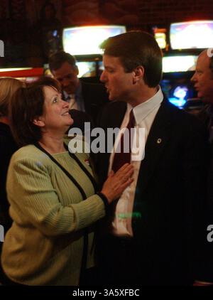 Senator John Edwards, Democratic Party candidate for the office of ...