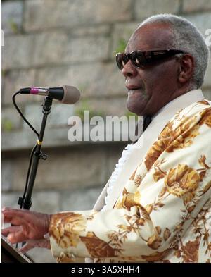 Jun 10, 2004; Newport Beach, RI, USA; (File Photo 8/17/1997) Grammy ...