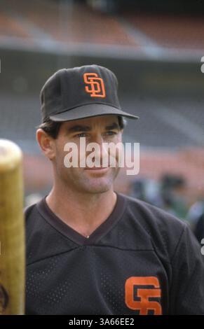San Diego Padres' Steve Garvey looks pleased as punch about his role in ...