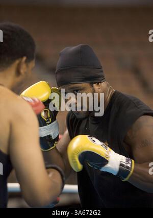 Aug. 31, 2004 - Las Vegas, NEVADA, USA - K38750MS.MAGIC MARKETPLACE AT ...