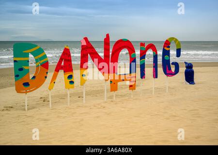 The Dan Nang Beach Sign, Da Nang, Vietnam Stock Photo - Alamy