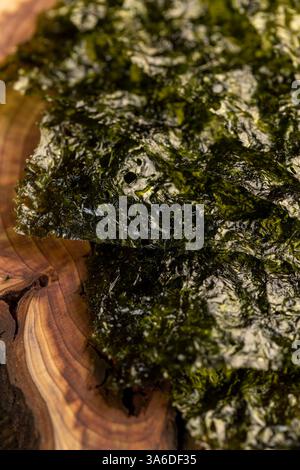 green algae, natural green algae that are used to prepare Japanese ...