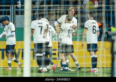 Jubel nach dem Tor durch Wesley Adeh (SV Werder Bremen U19, 6). U19 ...