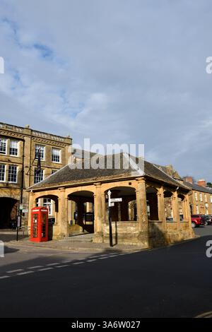 UK, Somerset, Ilminster, Market Square and East Street Stock Photo - Alamy