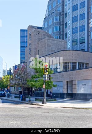 A 1940 Art Moderne Greyhound bus station became the base of a 1991 12 ...