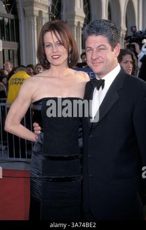 Mar 08, 1998; Los Angeles, CA, USA; GILLIAN ANDERSON at the 4th Annual ...