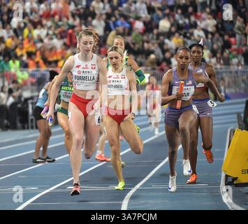 Bailey Lear of the USA competing in the women’s 4x400m relay change ...