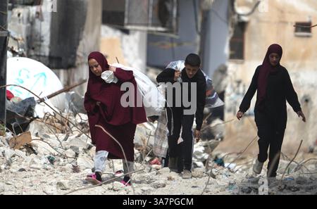 Tulkarm, West Bank, Palestinian Territory. 9th Feb, 2019. Palestinian ...