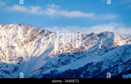Mountains after snowfall in Manali Stock Photo - Alamy