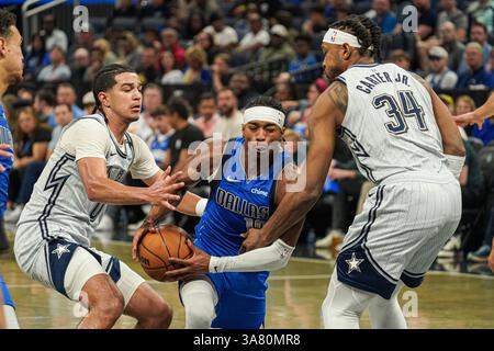 Dallas Mavericks guard Brandon Williams works the floor against the Los ...