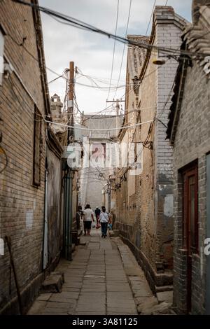 Traditional Chinese Alleyway with Historical Buildings Stock Photo - Alamy