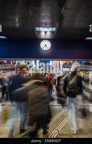 Selective focus the ceiling of tunnel Stock Photo - Alamy