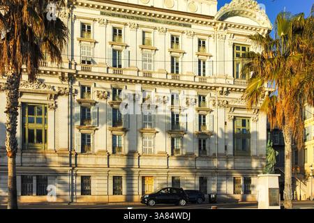 NICE, FRANCE - JANUARY 25, 2024: Sunset Panorama of Coastal street of ...