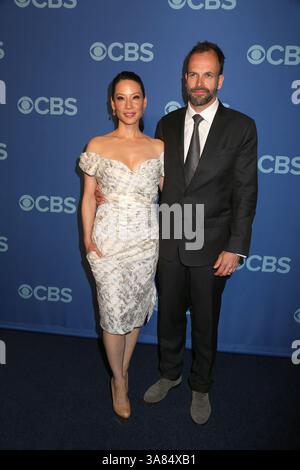 Lucy Liu and Jonny Lee Miller on set of new CBS series 'Elementary' in ...