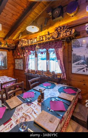 A typical mountain chalet in the Italian Dolomites Stock Photo - Alamy