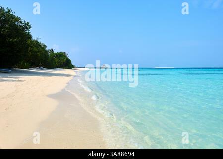 Deserted sandy beech,Maldives Stock Photo - Alamy