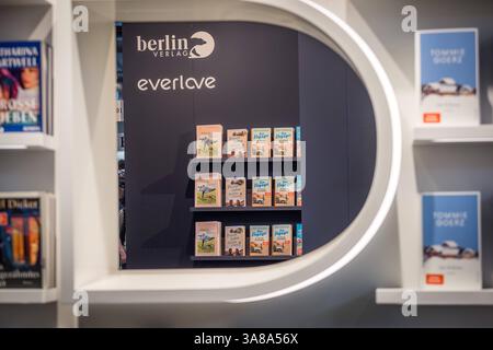 Leipziger Buchmesse 2025 Tag 1 - Impressionen der Glashalle Leipziger ...