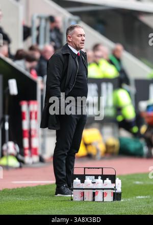 Scott Lindsey manager of Crawley Town during the Sky Bet League 2 match ...
