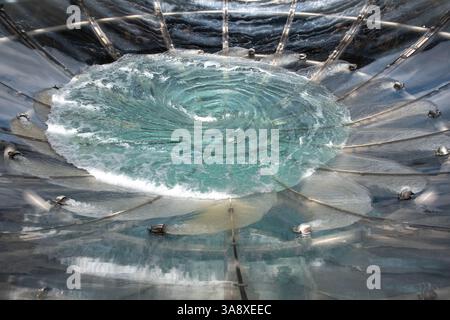 Rain Oculus, the spiral water fountain in Singapore Stock Photo - Alamy