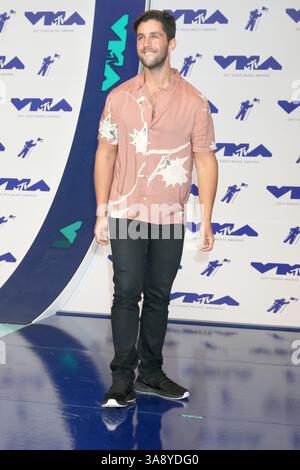 LOS ANGELES - AUG 27: Josh Helfgott at the 2023 Streamy Awards ...