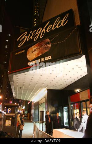 30 October 2005 - Ziegfeld Theatre, NYC - Terrence Howard at the NY ...