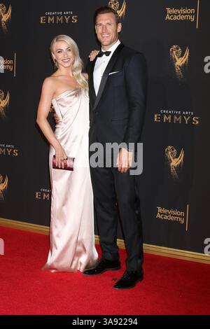 LOS ANGELES - SEPTEMBER 9: Brooks Laich and Julianne Hough at the 2017 ...