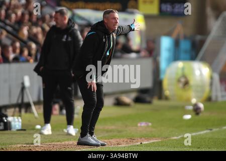 Manager Neil Harris (Manager Cambridge United) gestures during the ...