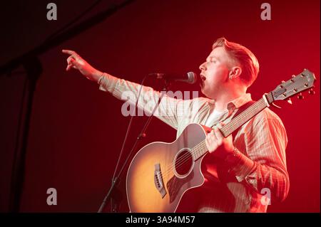 Matthew Nolan performing at Barrowland, Glasgow, 27th March 2025 Stock ...
