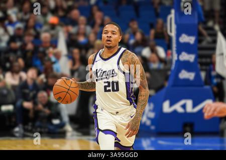 Sacramento Kings guard Markelle Fultz (20) brings the ball up court ...