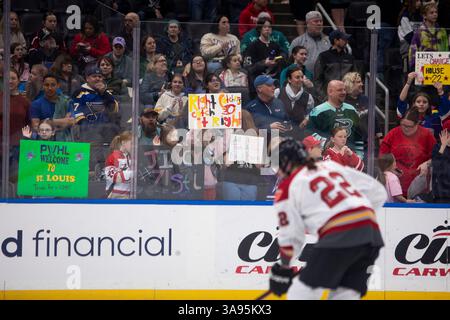 Fans cheer and hold signs before Montréal Victoire's PWHL home opener ...