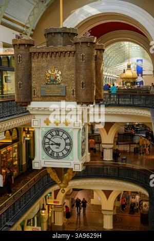The Thwaites and Reed hanging clock at the Queen Victoria Building (QVB ...